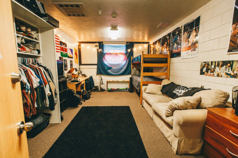 Snowbarger Hall | SNU