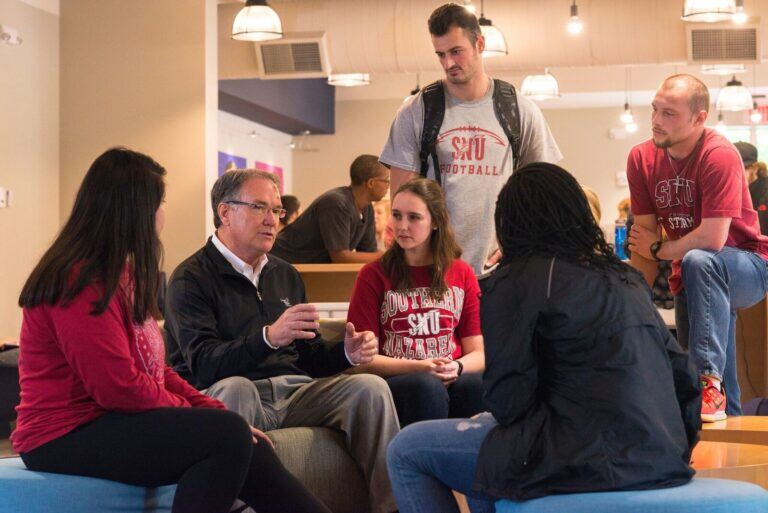 About SNU | SNU